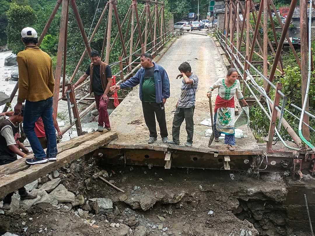 1 Dead, 3 Injured In Cloud Burst In Himachal's Kullu