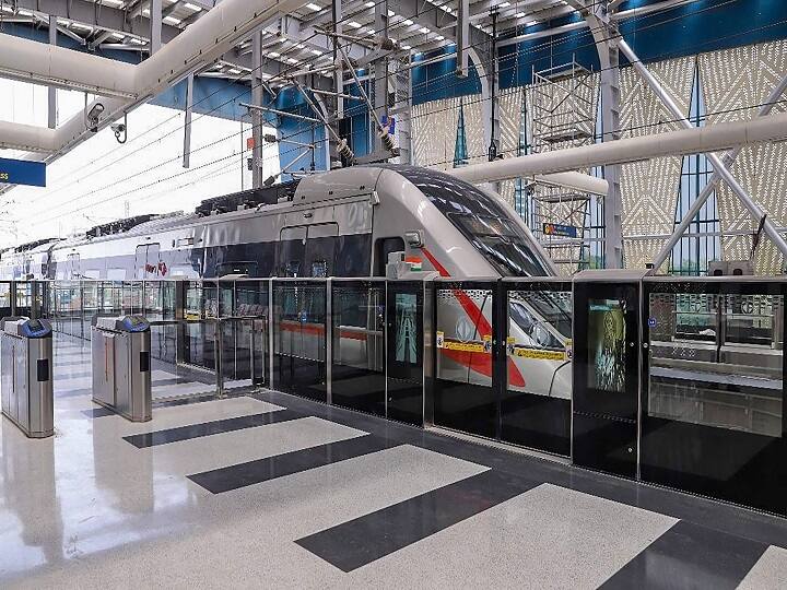 NCRTC starts track laying activities in tunnels of Delhi for Delhi ...