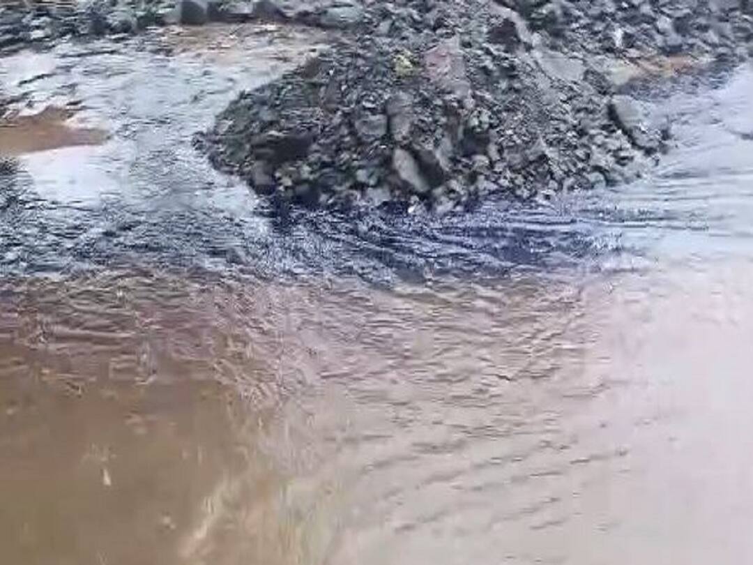 Chemical water directly into Ulhas River chemical companies in Badlapur ...