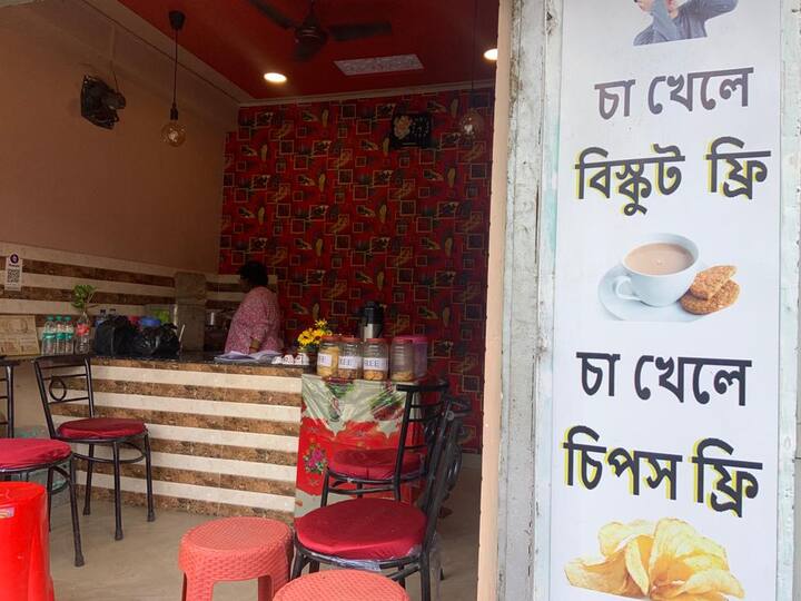 In Pics Kolkata Tea Stall Offering Free Biscuit Chips with Tea know in ...