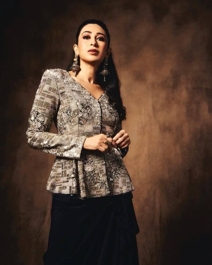 Karisma Kapoor Reunites With Hum Saath-Saath Hain Co-Star Sonali Bendre