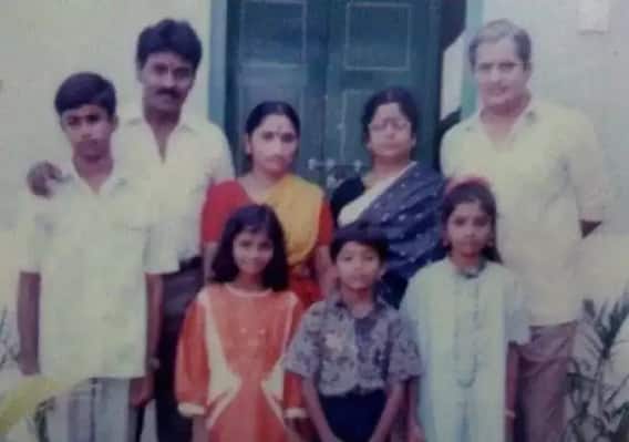 In Pics Actor Dhanush Unseen Photos Dhanush Childhood Cute Photos ...