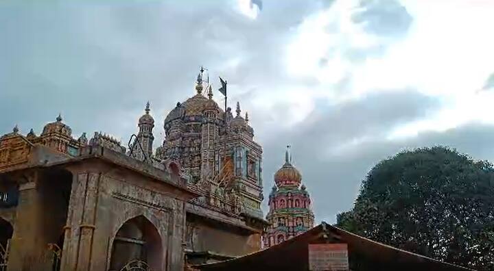 Nag Panchami celebrated at Jejuri gad by serving traditional plate of ...
