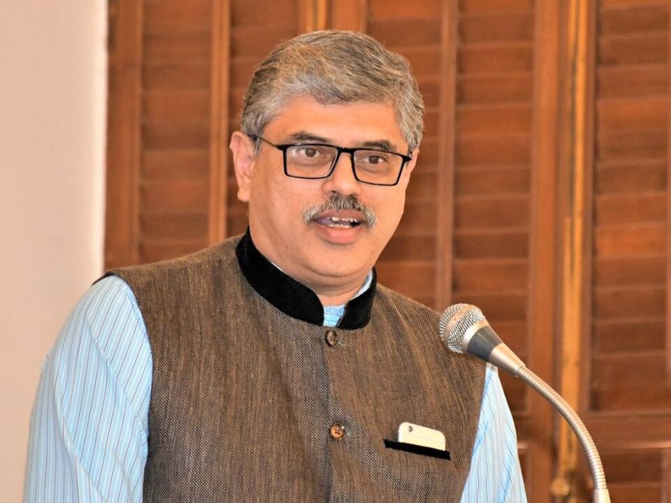 Dr Parag kalakar appointed pro vice chancellor savitribai phule pune ...