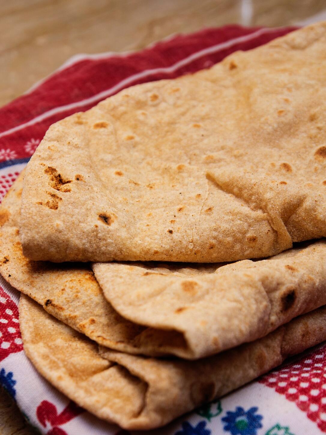 सेहतमंद रहने के लिए एक दिन में कितनी रोटी खाना सही है?