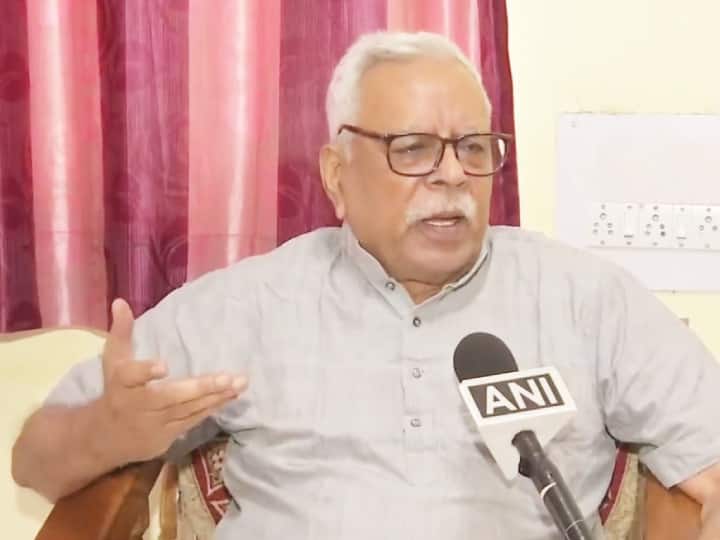 JDU POSTER WAR BJP And RJD Leader Shivanand Tiwari Objected To CM ...