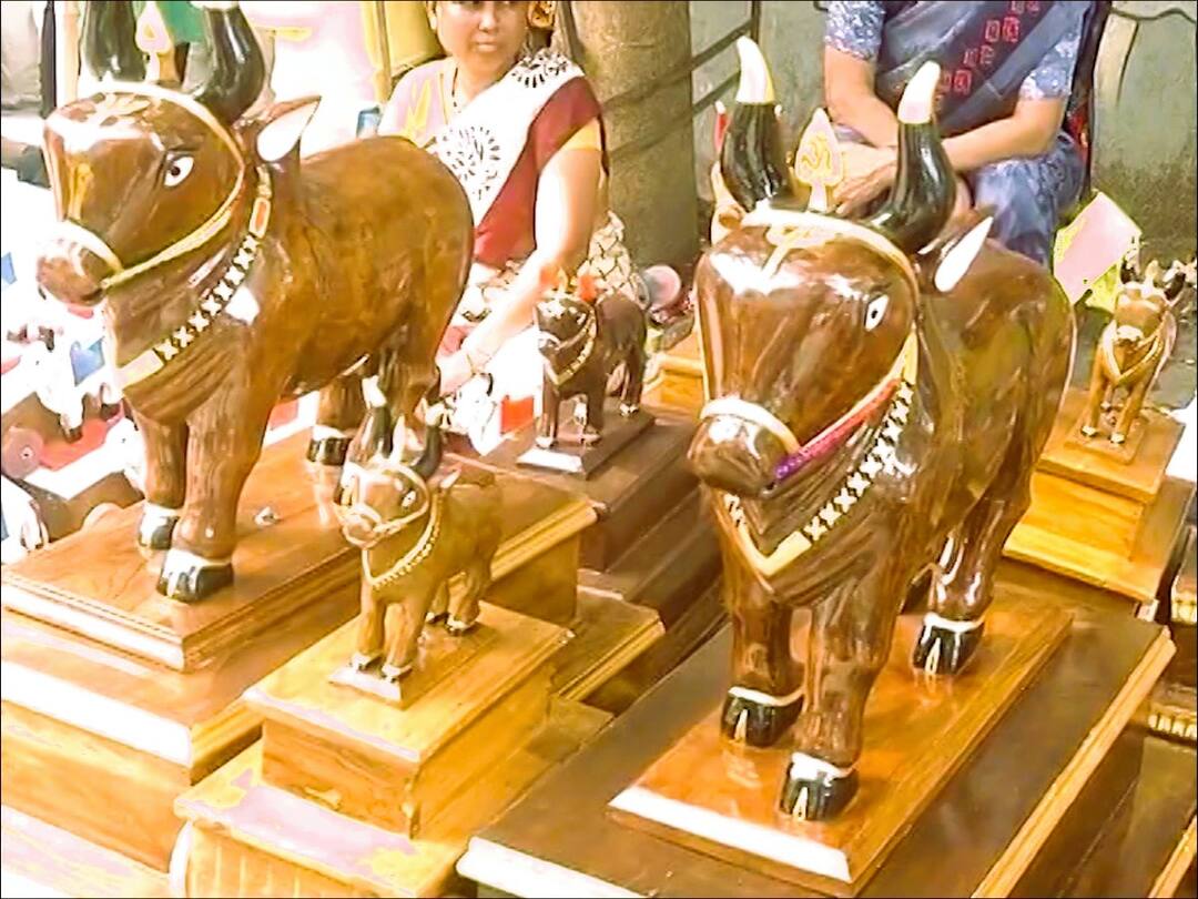 Wooden bullocks for sale in Vidarbha for bail pola Nandi bullock price ...