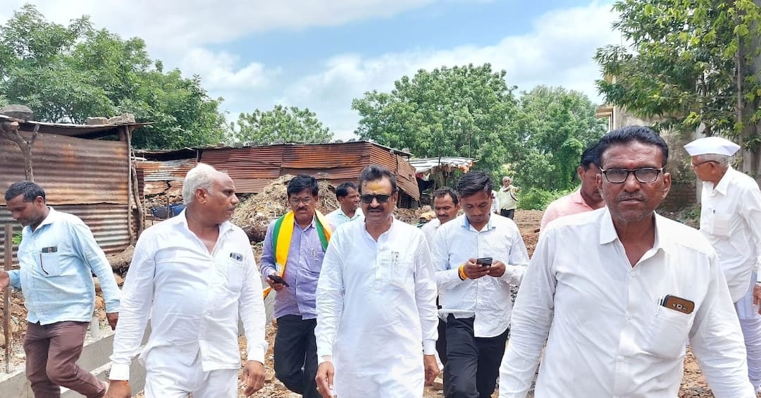 hingoli bjp mla tanaji mutkule beat narsi namdev trustee ambadas gade marathi news update ...