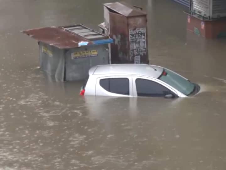 Nagpur Floods Buses Submerged Schools Shut People Wade Through Waist Deep Water As Rain Lashes ...