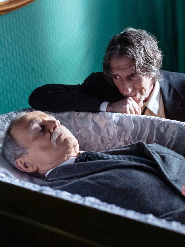 मौत के बाद क्यों बदल जाता है शरीर का रंग?