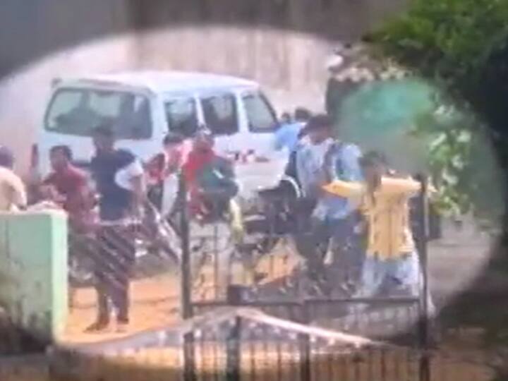 Gujarat News 2 Gujarat police officers among 12 injured in stone pelting on VHP procession near ...