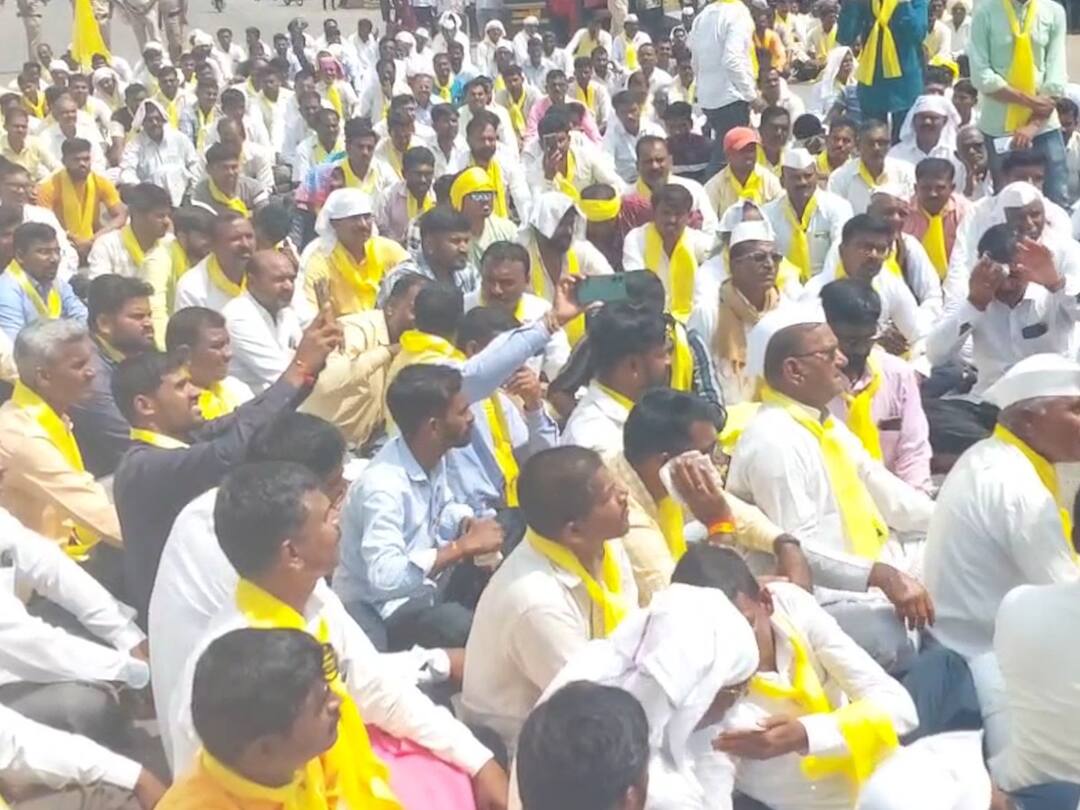 Ahmednagar maharashtra Shirdi Nevasa Rasta Roko Andolan by dhangar ...