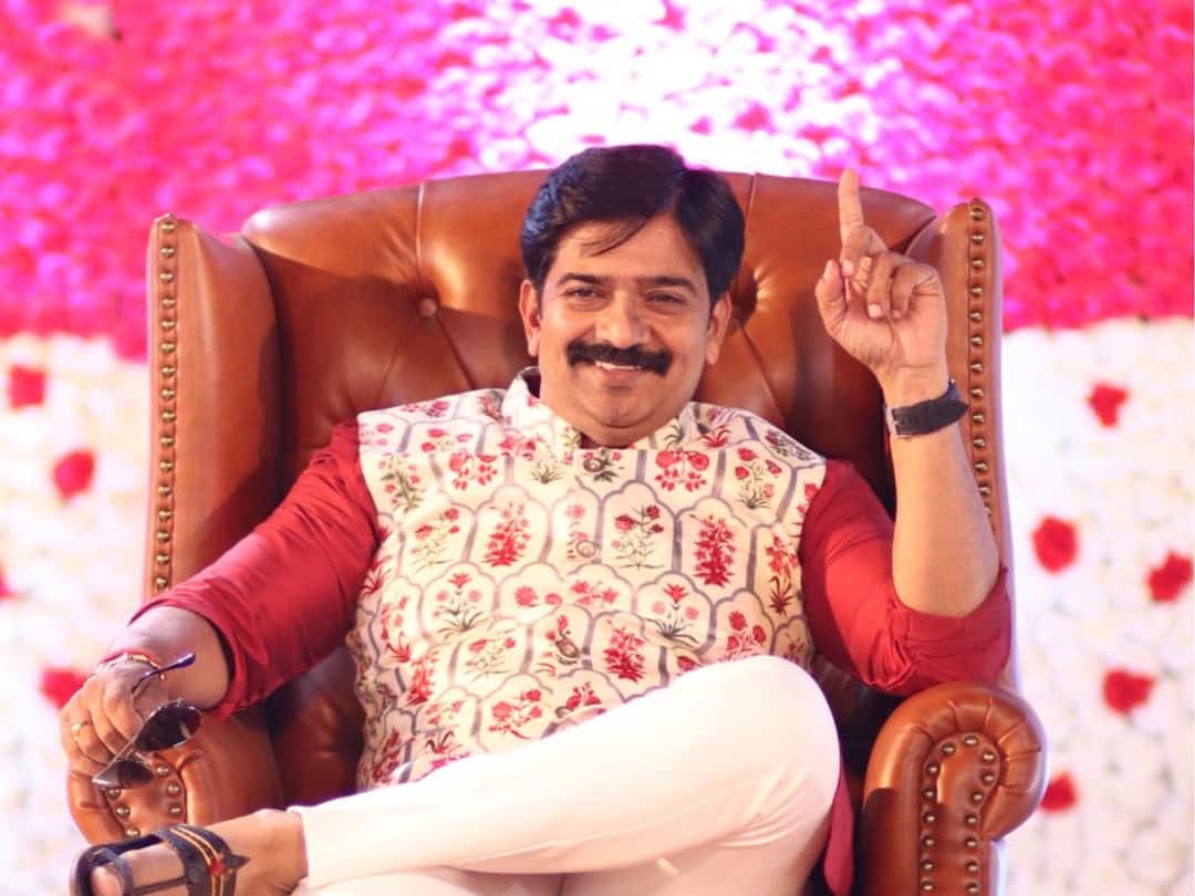 Single marathi movie Nagarsevak song release Ramesh Pardeshi and Prathmesh Parab song | Single ...