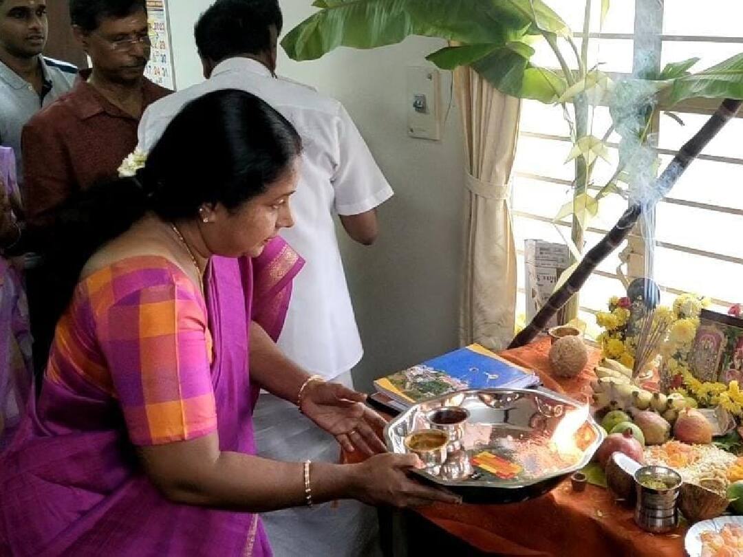 Vanathi Srinivasan saddened by actress Gautami's departure from bjp TNN ...