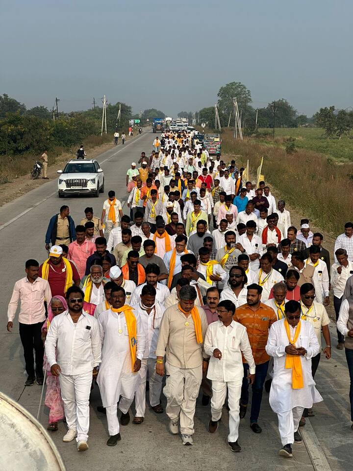 Rohit Pawar Sangharsh Yatra Father Rajendra Pawar Joins in Jalna ...