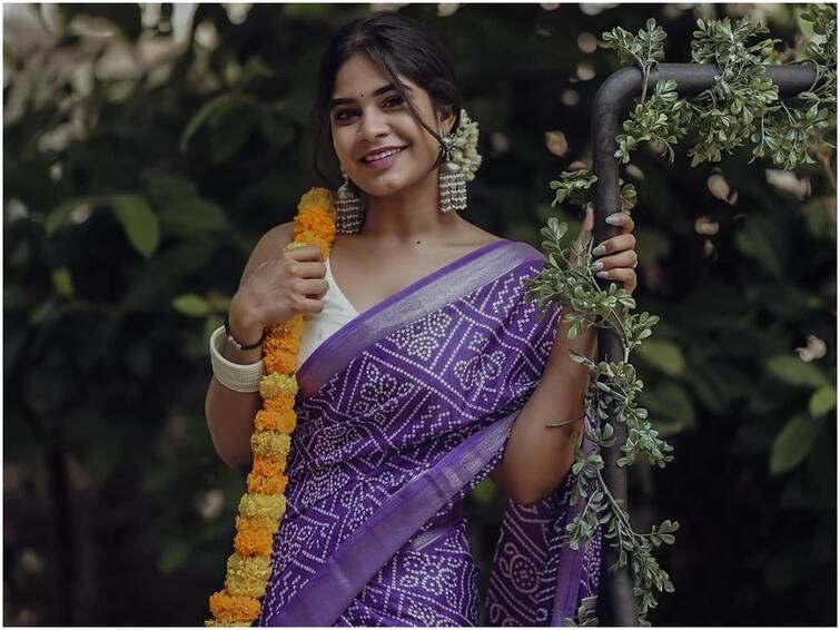 Swathi Naidu In Saree Photos Swathi Naidu చీరలో మెరిసిన డ్యాన్సింగ్ స్టార్ స్వాతి నాయుడు