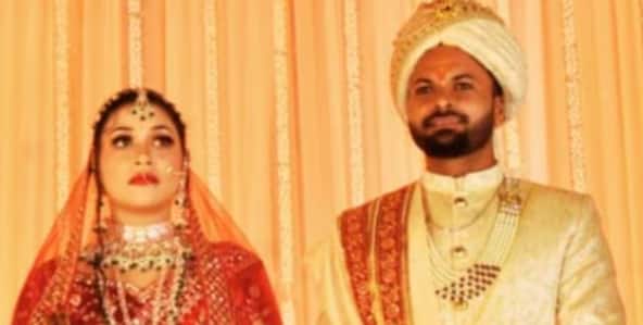 IN PICS Indian Cricketer Mukesh Kumar marries his girlfriend pictures getting viral | Mukesh ...