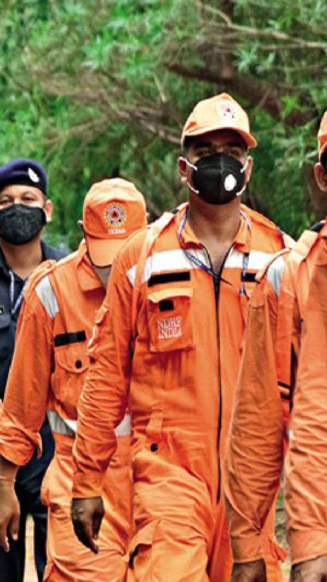 Uttarkashi Tunnel Rescue: मजदूरों को निकालने वाले NDRF कर्मी ने बताया रेस्क्यू का पूरा हाल # ...