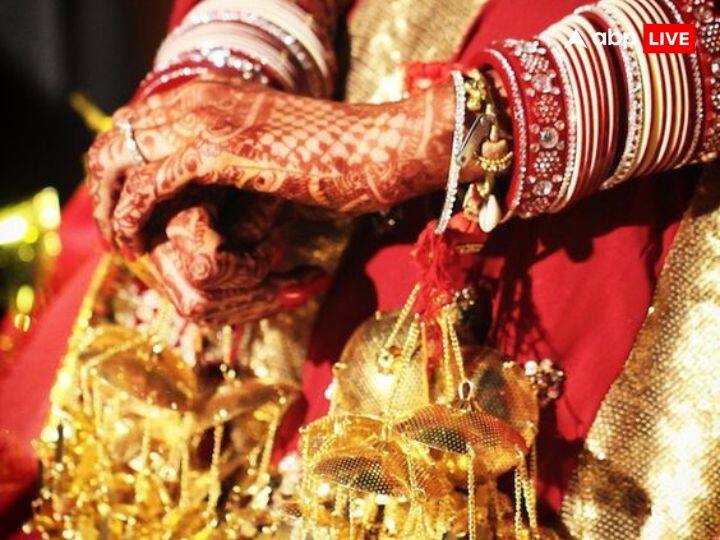 punjabi wedding vivah rituals chunni chadhana chuda ceremony kaleere ghadoli know about punjabi ...