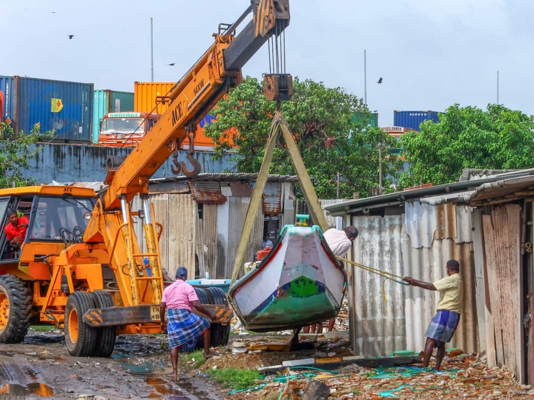 Cyclone Michaung: Tamil Nadu Nadu Braces For Heavy Rainfall Tomorrow, Andhra Pradesh Landfall