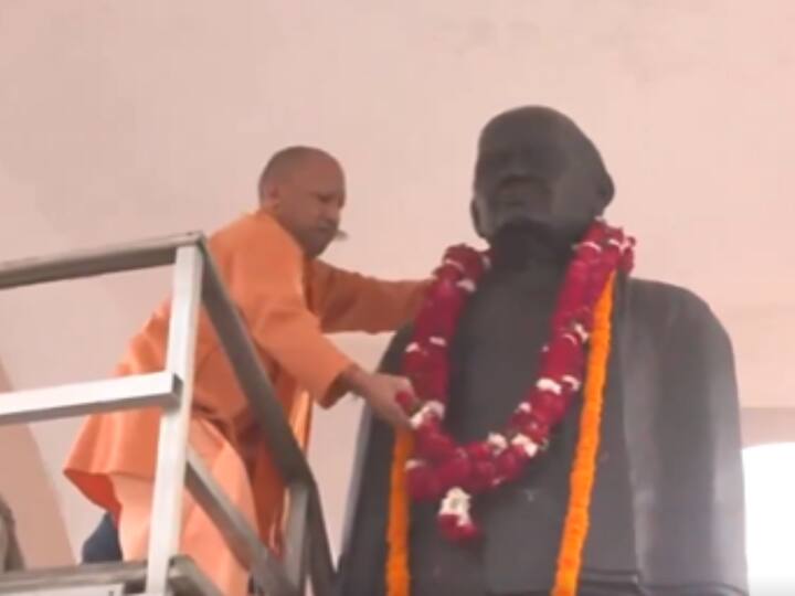 Sardar Patel Death Anniversary PM Modi Amit Shah Yogi Adityanath Pay Tribute To Iron Man Of India