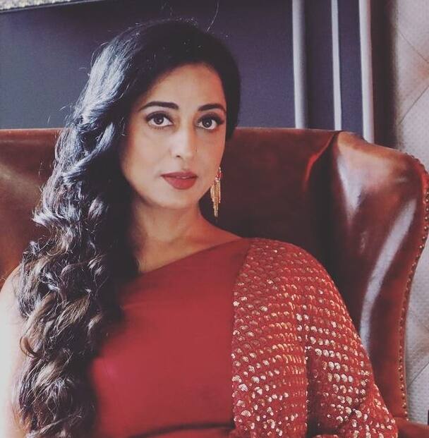 Mahie Gill Birthday Actress Got Married At 17 But Relationship Did Not Work Stunned Fans After ...