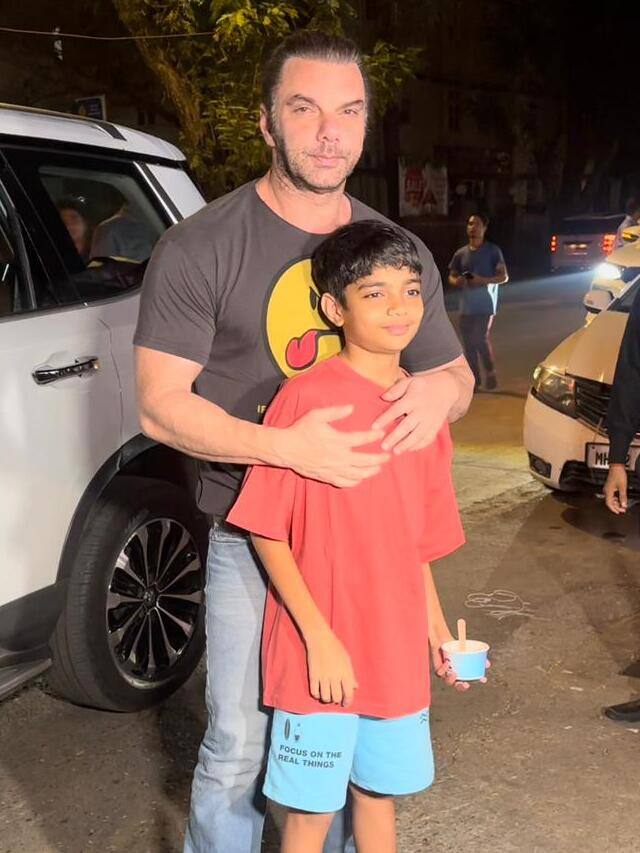 Brothers Salman, Arbaaz And The Khan Clan Attends Sohail's Birthday Bash