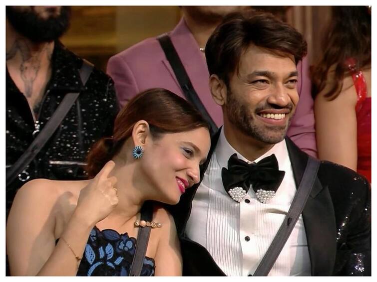 Bigg Boss 17 Video Of Ankita Lokhande Vicky Jain Getting Intimate