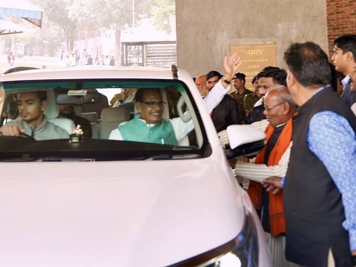 Shivraj Singh Chauhan Shift To New Bungalow Located At 74 Bungalow On