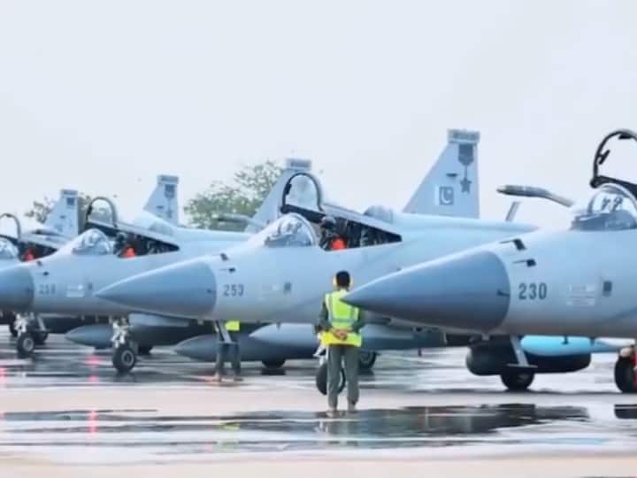 Pakistan airforce Varient Fighter Jet exhibition including f-15 BM ...