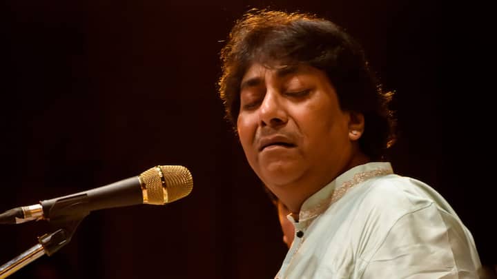 Singer cum politician Babul Supriyo shares memory of legendary singer ...