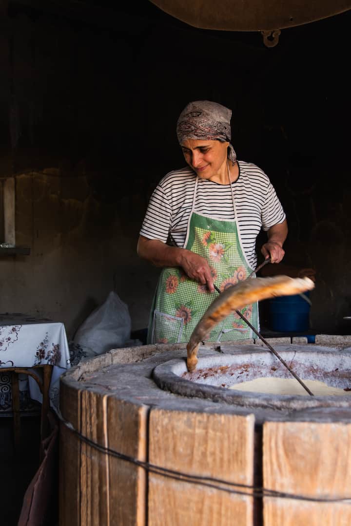 PHOTO NEWS Most people order tandoori roti from restaurants But do you ...