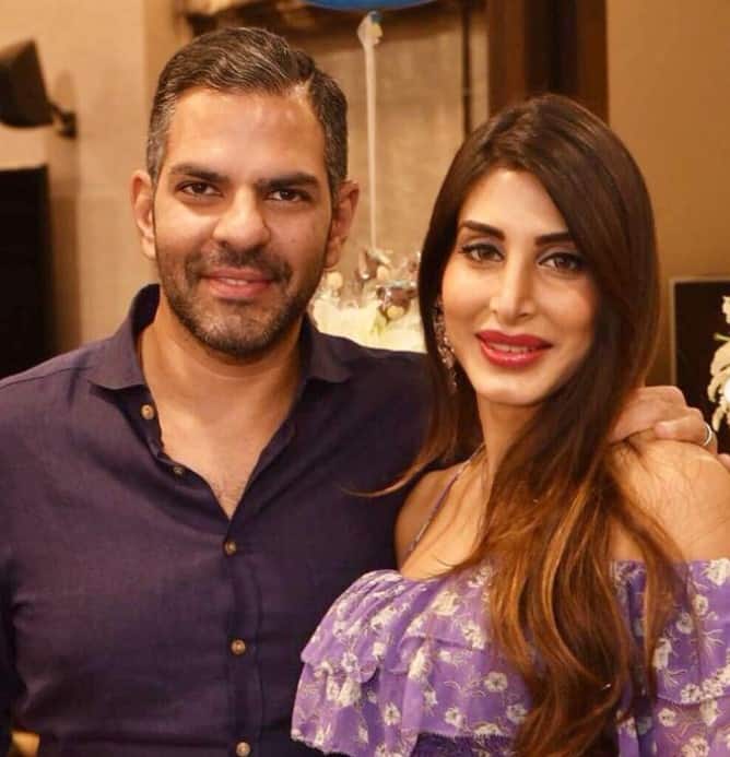 Priya Sachdev and Vikram Chatwal divorce Karisma Kapoor ex husband ...