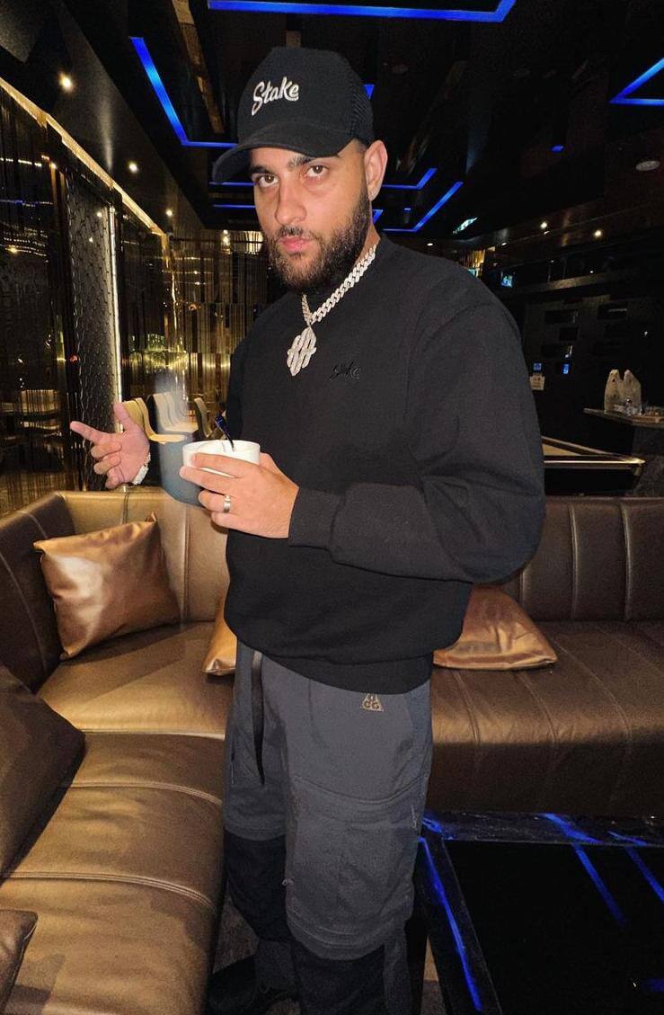 ਪੰਜਾਬੀ ਗਾਇਕ ਕਰਨ ਔਜਲਾ ਨੇ ਸਾਦਗੀ ਨਾਲ ਮਨਾਇਆ ਜਨਮਦਿਨ