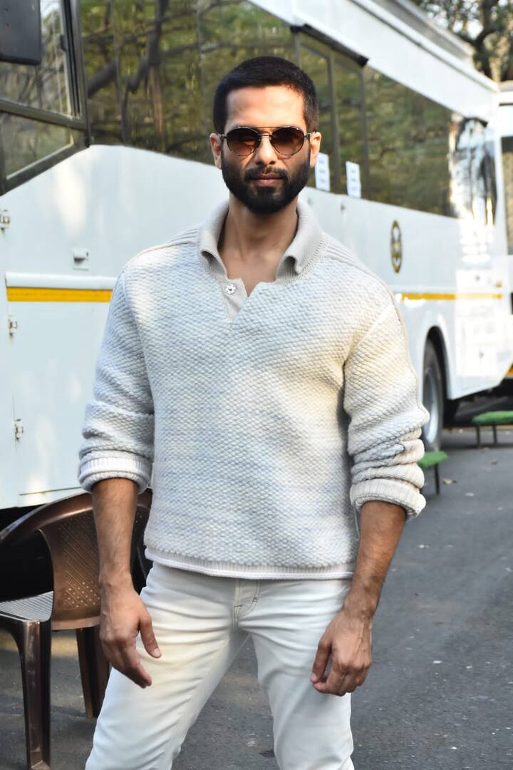 Shahid Kapoor And Kriti Sanon On The Set Of Bigg Boss 17 To Promote Teri Baaton Mein Aisa Uljha Jiya