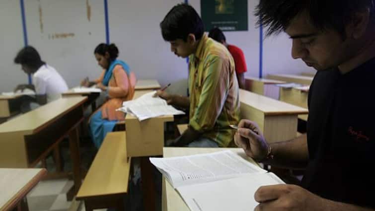 Mumbai University Exam Government Holiday In The State Mumbai