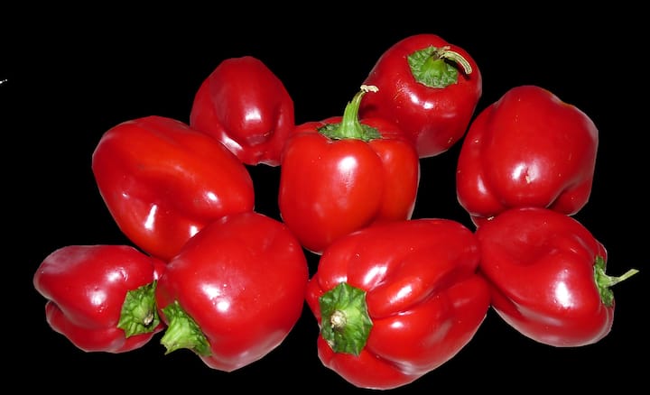 Amazing Benefits Of capsicum And Their Nutritional Value | capsicum ...