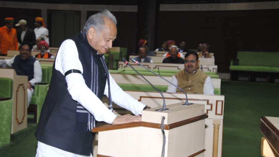 Ashok Gehlot Wrote Letter to Rajasthan CM Bhajan Lal Sharma Regard Rajiv Gandhi Scholarship ...