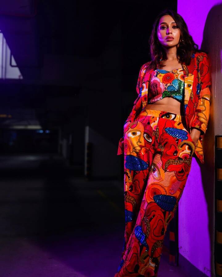 Mimi Chakraborty Looks Stunning In Printed Co-Ord Set; Check Out Pics