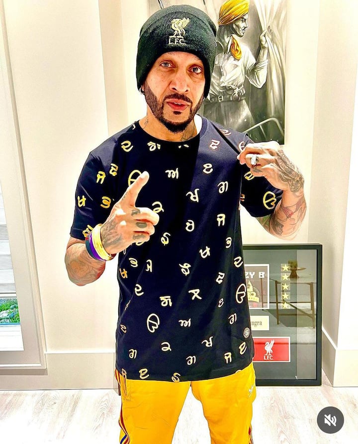 punjabi singer jazzy b shares photos with cricket star shubman gill see ...