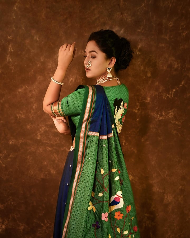 mrunmayee deshpande shared new look in marathi getup see her latest ...