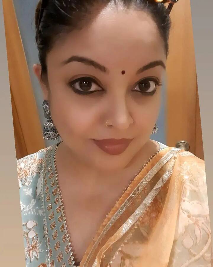 The first film was a sensation , but an incident ruined her career; Let's know about Tanushree ...