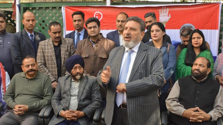 Lok Sabha Polls Jk Apni Party Azad Led Dpap Open Talks With Like Minded