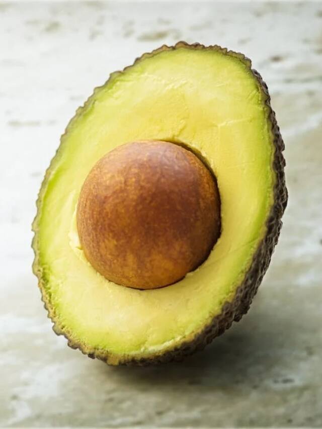 एवोकाडो का सेवन शरीर के लिए है इतना फायदेमंद