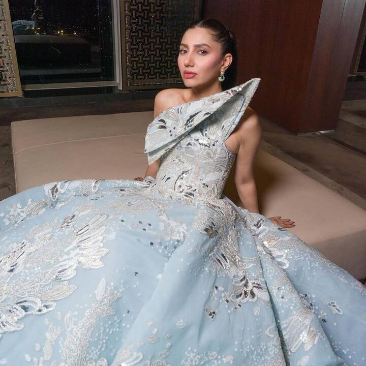 Mahira Khan Gives Off Disney Princess Vibe In Blue Gown, Check Out All Pics