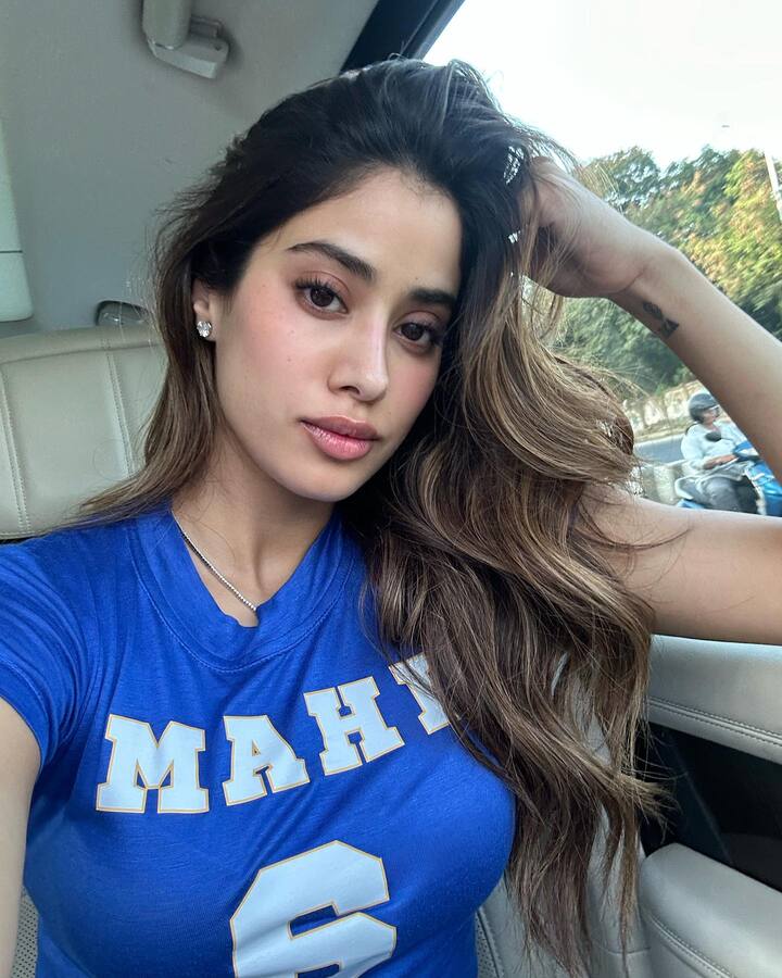 janhavi kapoor shared new photos in mahi named tshirt see her latest ...