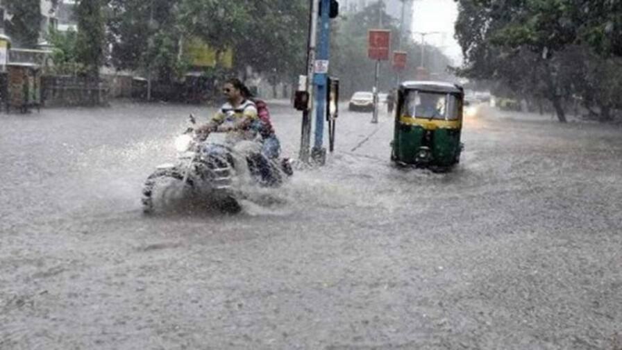 Rain forecast with strong wind in these districts for three hours ...