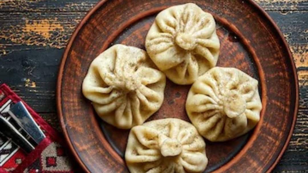 Give healthy twist to your momos and make it with whole wheat recipe ...