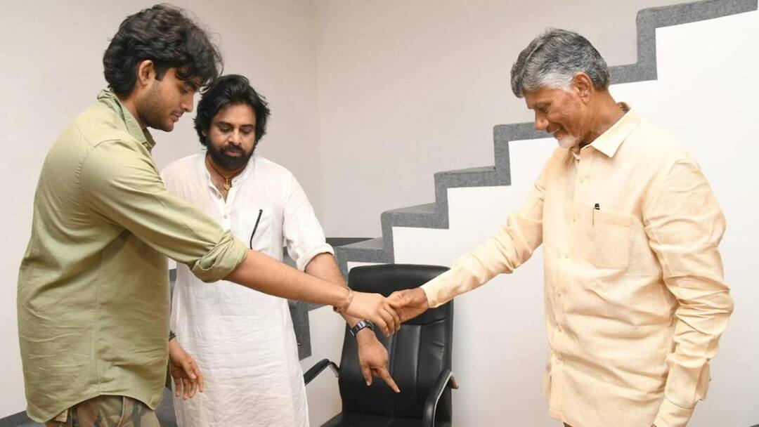 Chandrababu Pawan Kalyan meets together after winning in AP Assembly Elections 2024 ...