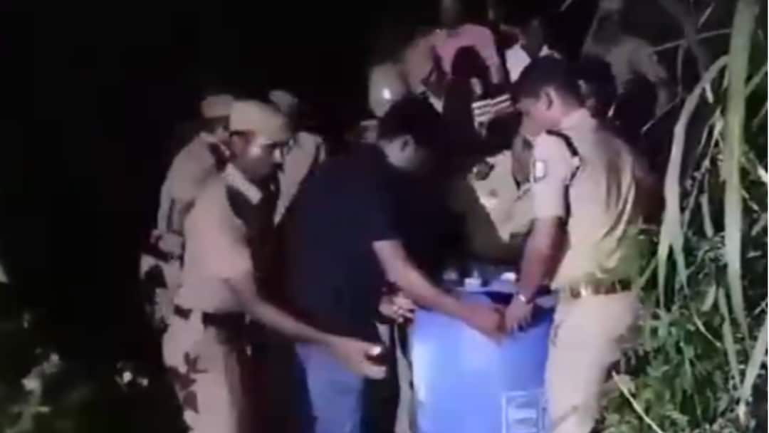 Kallakurichi Hooch Tragedy: Trichy Collector, SP Seize 250 Litres Of Illicit Liquor With ...